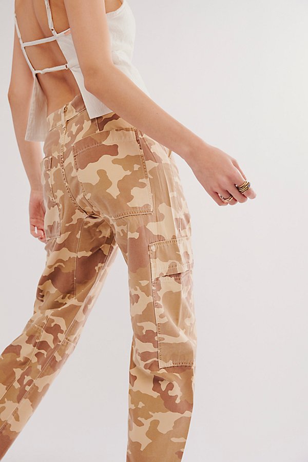 CITIZENS OF HUMANITY CITIZENS OF HUMANITY Marcelle Low-Slung Cargo Pants